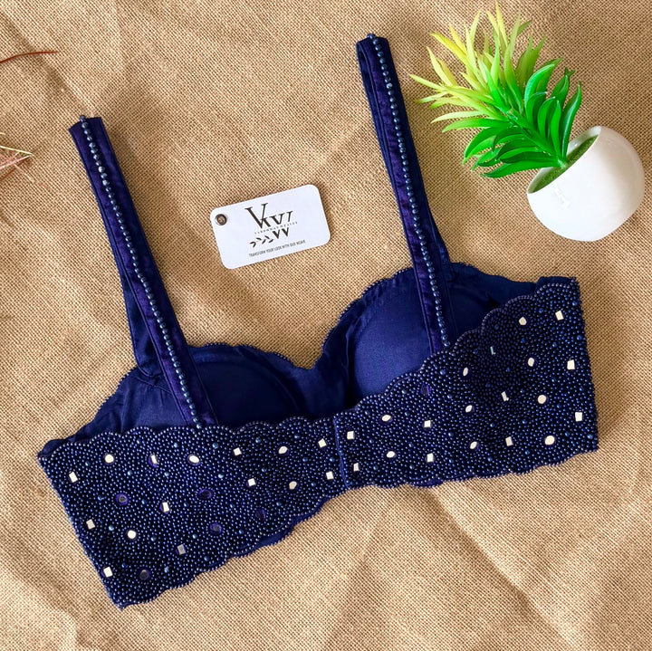 Designer Bralette Blouse with Exquisite Handcraft – vardhman weaves